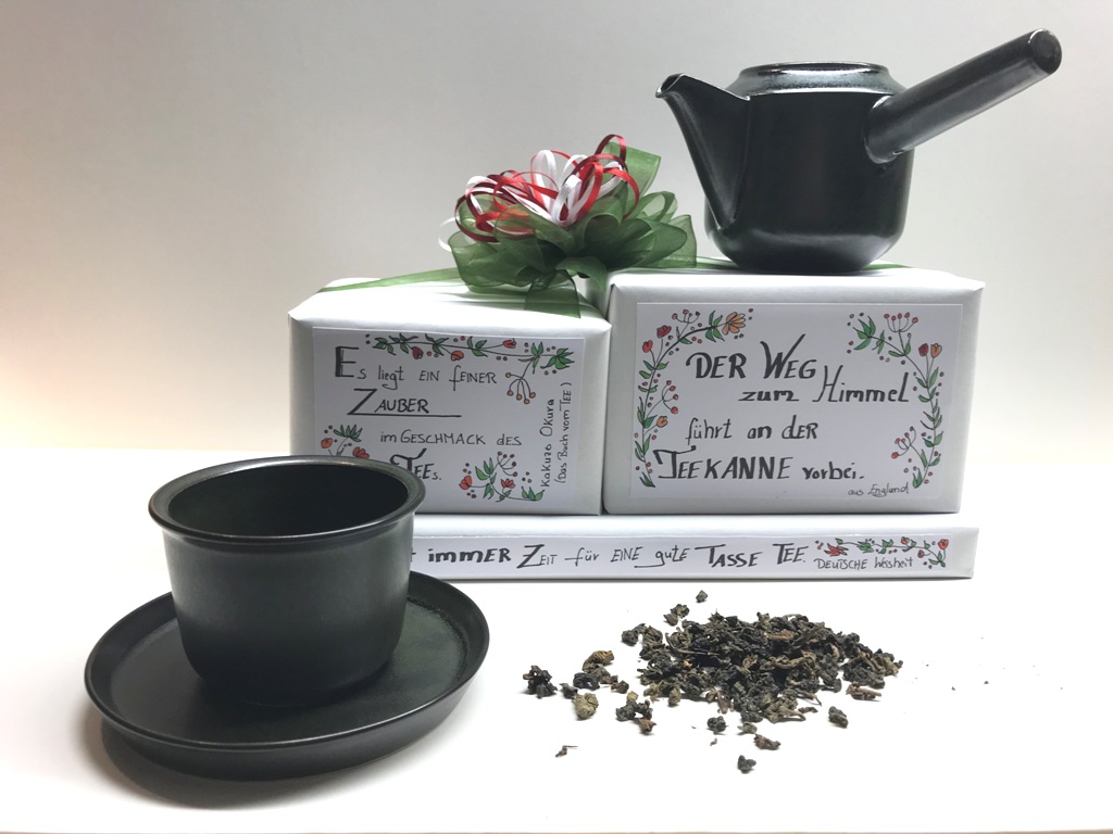 Feiner Teezauber – Geschenkverpackung Leaves to tea | GeschenkeStern